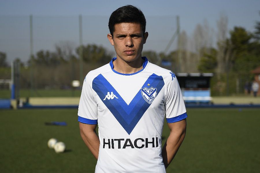 Marcos Enrique: Mi meta es ganarme un lugar y debutar en Primera | FM ...