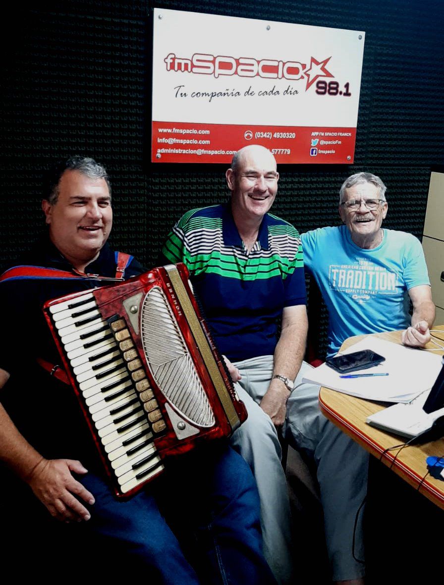Nuevos Tiempos en vivo en FM Spacio | FM Spacio 98.1 - Franck - Santa ...
